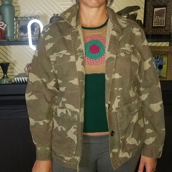 Divided | Jackets & Coats | Women S Cute Divided Size 6 Camo Jacket ...